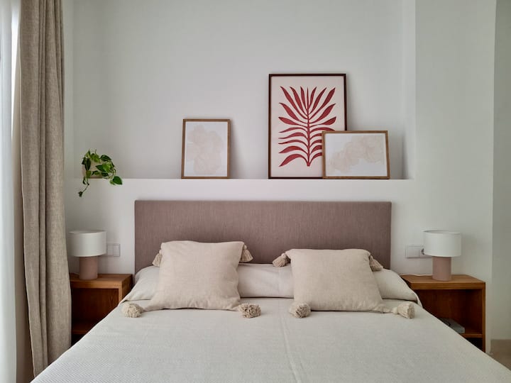 Beautiful 2-bedroom Apartment - Torrent