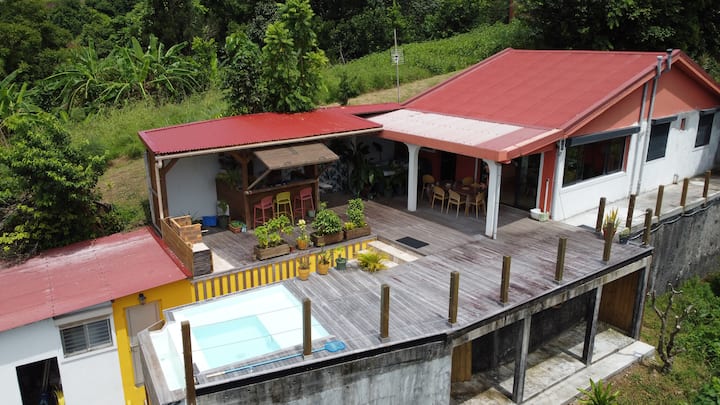 Maison Atypique Avec Vue Unique - Martinique