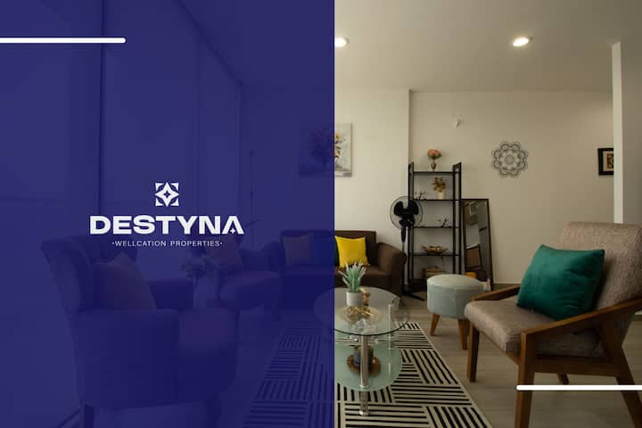 Motto | Balcony Overlooking The Highway - Querétaro