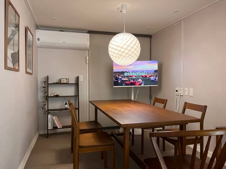 [초특가]
광안리도보8분/금련산역1분/주차 선착순1 / 퀸3욕실1/광안리/해운대호텔침구 - Busan