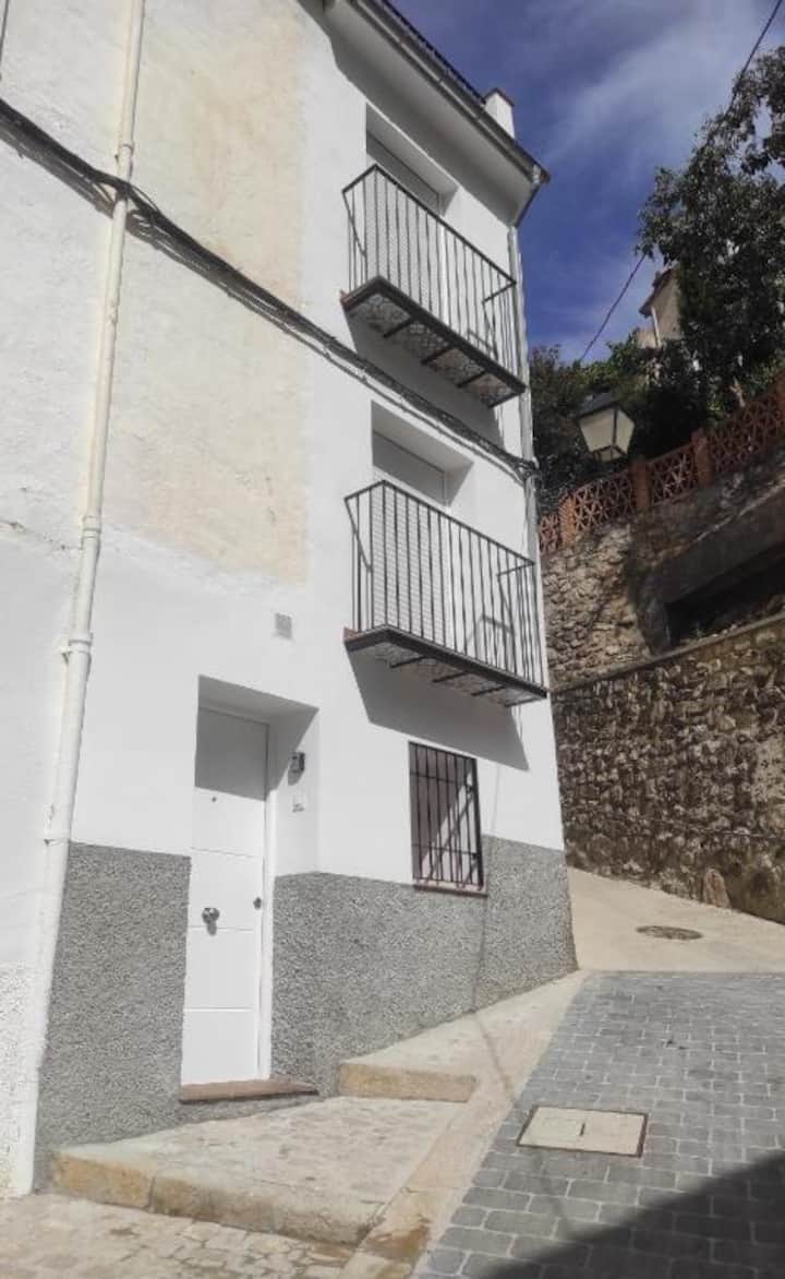 Bajo Calle - Cazorla