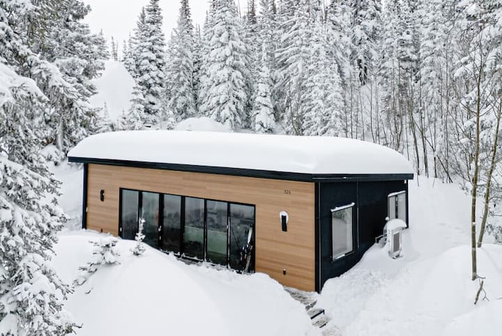 Cozy & Scenic Modern Mountain Cabin - Brian Head, UT
