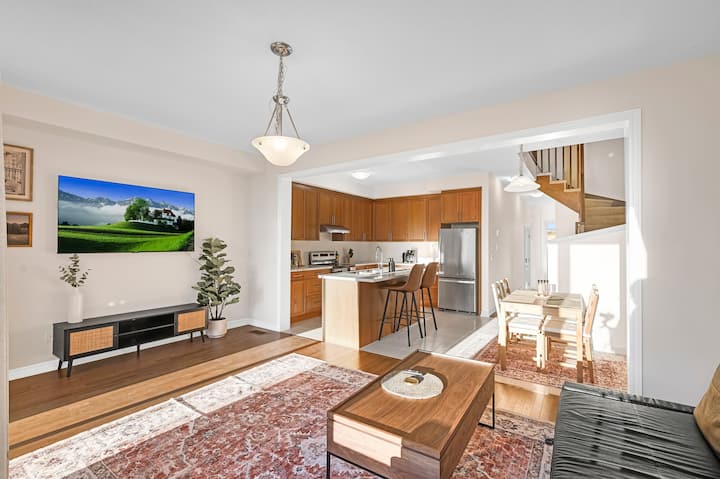 Cozy Modern Haven - Oshawa