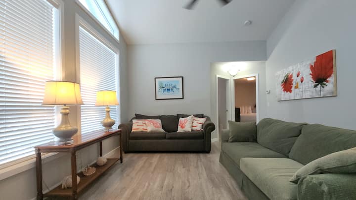 3 Br Pf Cottage 464 With Separate Basement Access - Lake Country