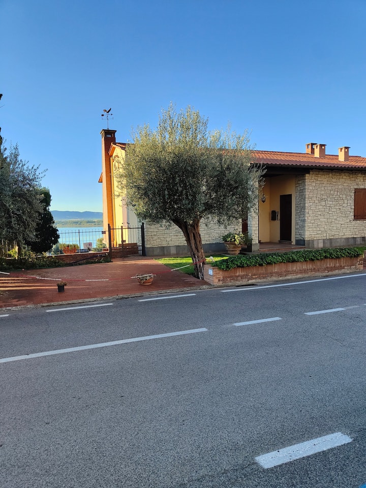 Residenza Le Mura 
App. Da 3 Persone, Due Camere - Castiglione del Lago