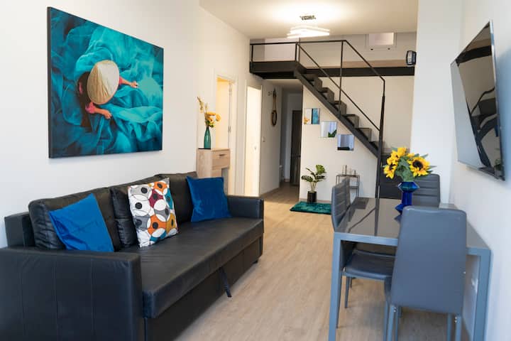 Apartamento De 3 Habitaciones Oshun  Mirasierra - Madrid