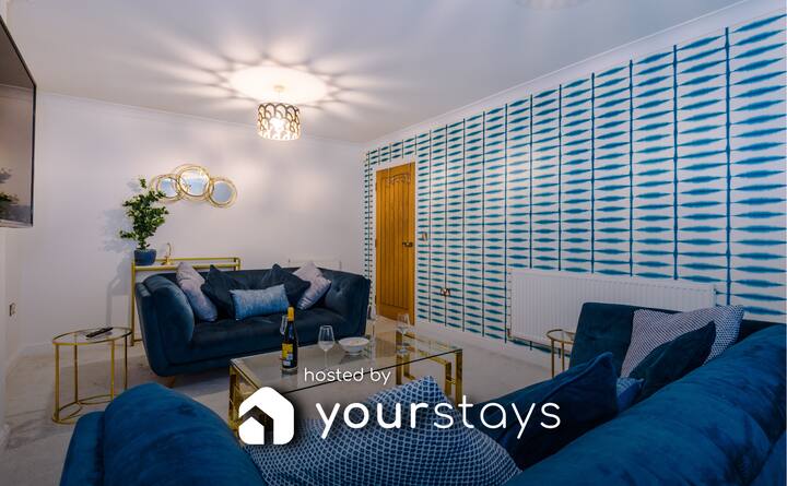 Kinship House | Luxury Four Bedroom House - Stoke-on-Trent