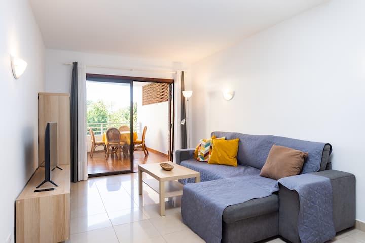 Home2book Serene Apt & Pool, Costa Adeje Escape - Adeje
