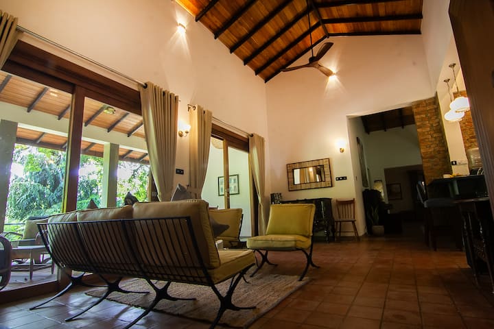 Avalon Villa + Villa Acland - Kandy