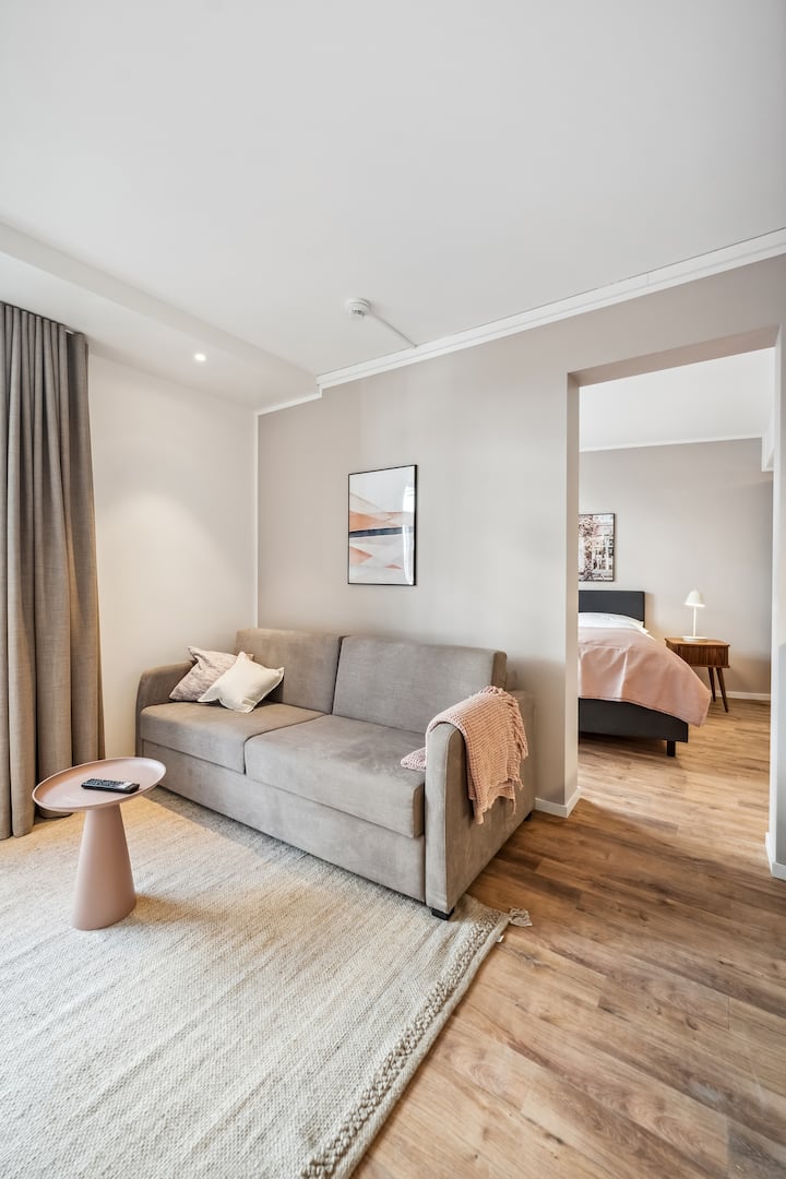 Limehome Basel Münzgasse |Comfort Suite + Sofa Bed - Basel