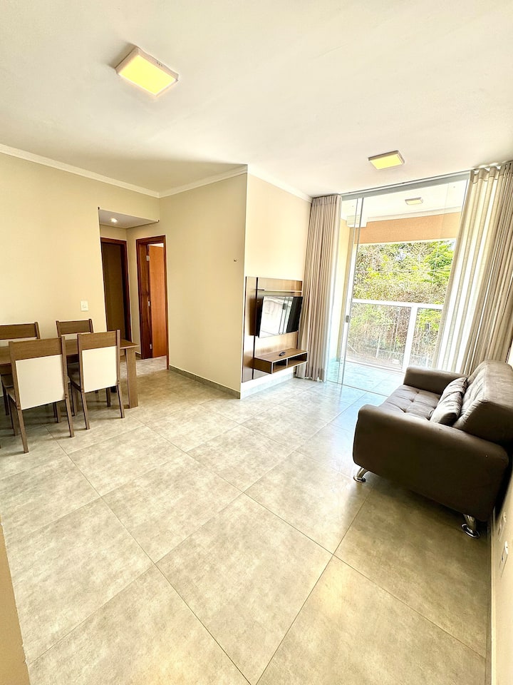 Apto Novo Com Suíte, Varanda E Vista Linda - Varginha