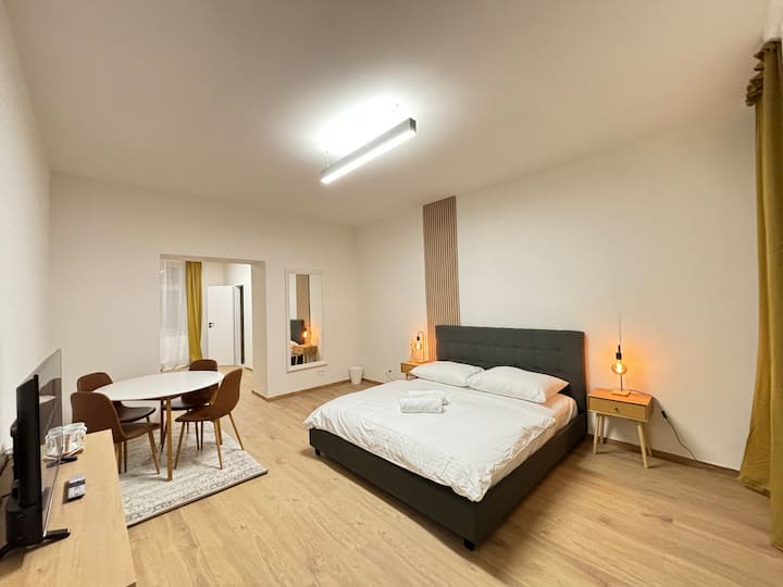 City Center New Room With Private Bathroom - プラハ