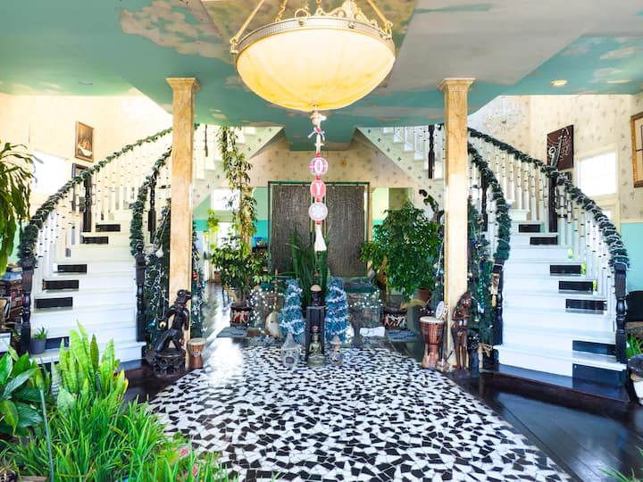 Loft W Stunning Views Short Walk To French Quarter - New Orleans, LA