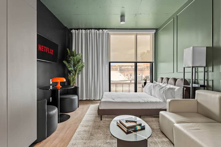 Sleek Ybor Studio | Free Parking | Minutes To Dt! - Tampa