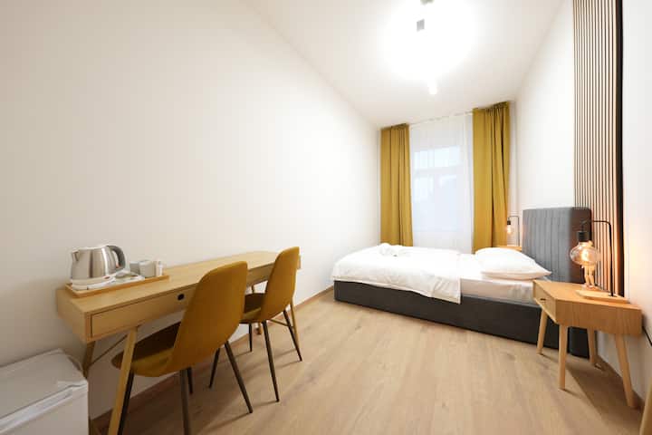 New Cute Room City Center Prague - Prague