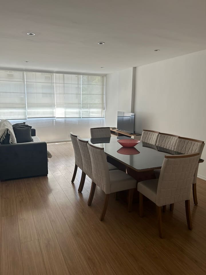 Charm And Beach In The Best Location Of Copa! - Rio de Janeiro