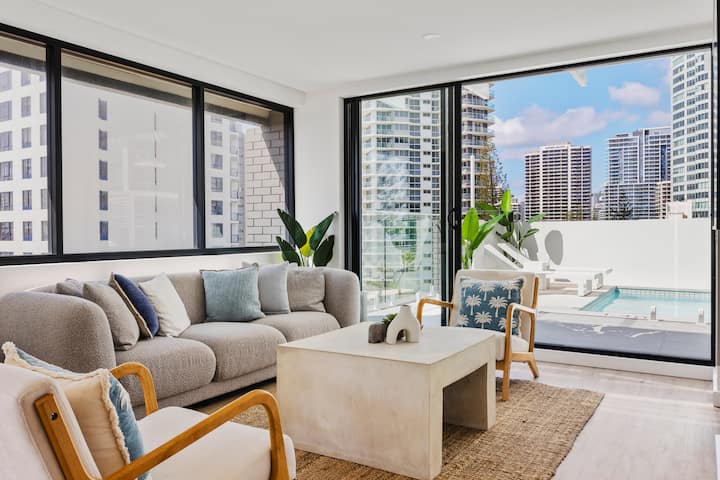 Brand New 3bed Penthouse+private Pool 60m To Beach - Surfers Paradise