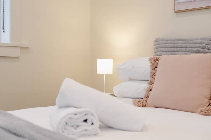 Escape To Neutral Bay Perfect Home Away From Home - クローズ・ネスト