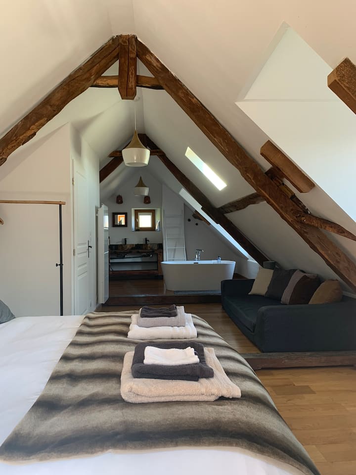 Gîte La Grande Ourse.
Charme & Nature - Oust