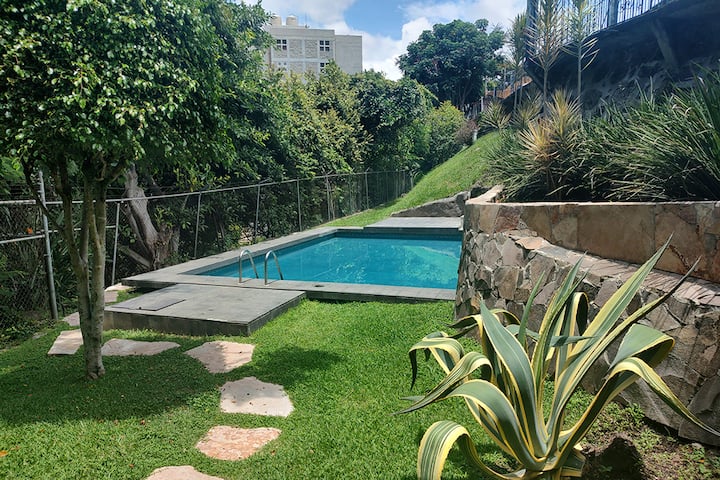 Dpto. Con 2 Albercas Junto A Cañada Natural - Cuernavaca