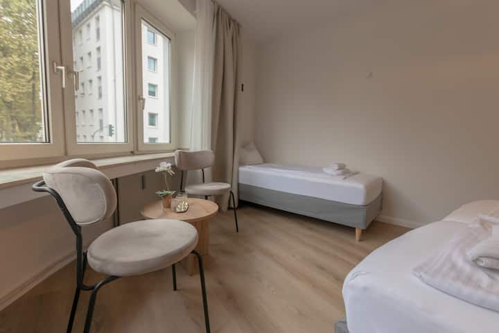 Standard Dreibettzimmer - Düsseldorf