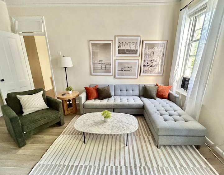 401- Oversized Uptown Apt On Washington Street - Hoboken, NJ