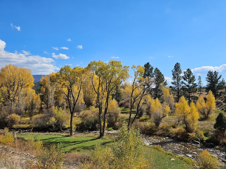 Christian's Chalk Creek Lodge - Christian Based - Buena Vista, CO