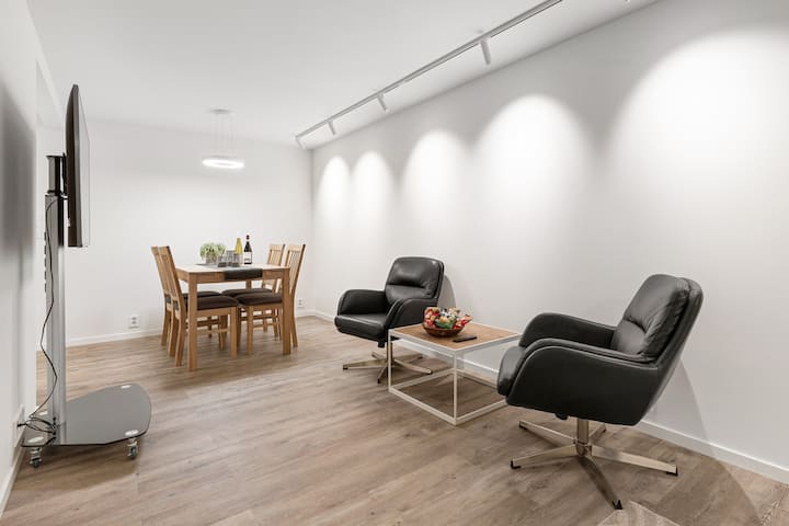 Cozy Apartment In Tromsø Sentrum - Tromsø