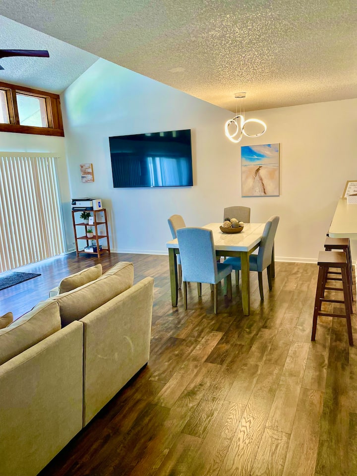 Home Away From Home - Miramar, FL