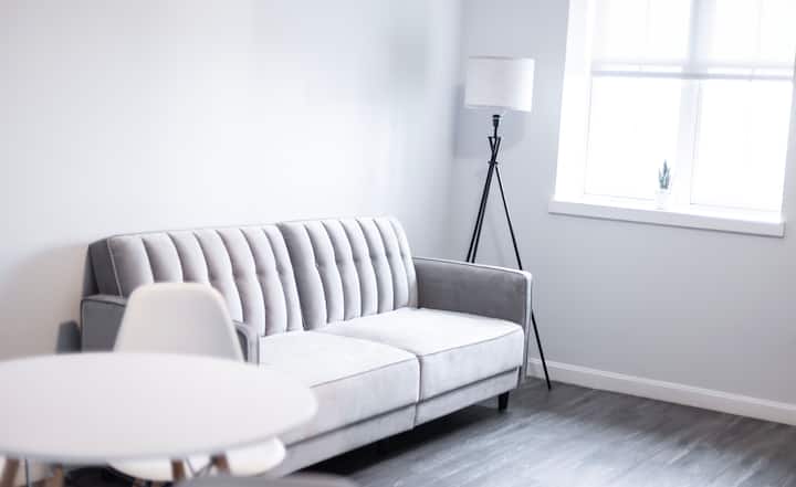 Peaceful 2br 2ba Oasis Close To Boston Downtown - Boston, MA