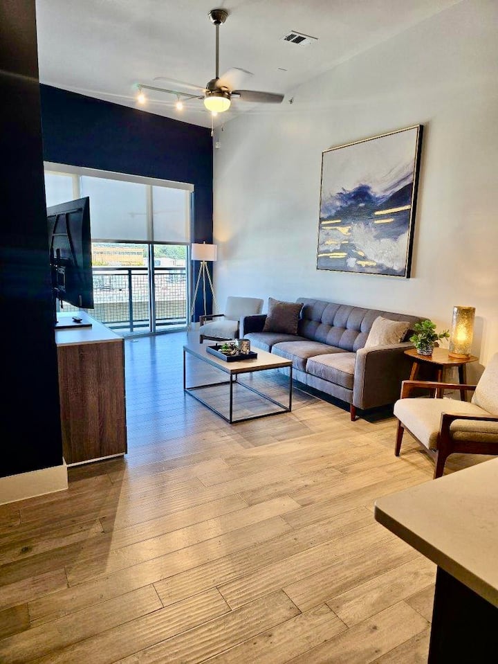 The Destination In The Cedars, South Dallas - Main Street District - Dallas