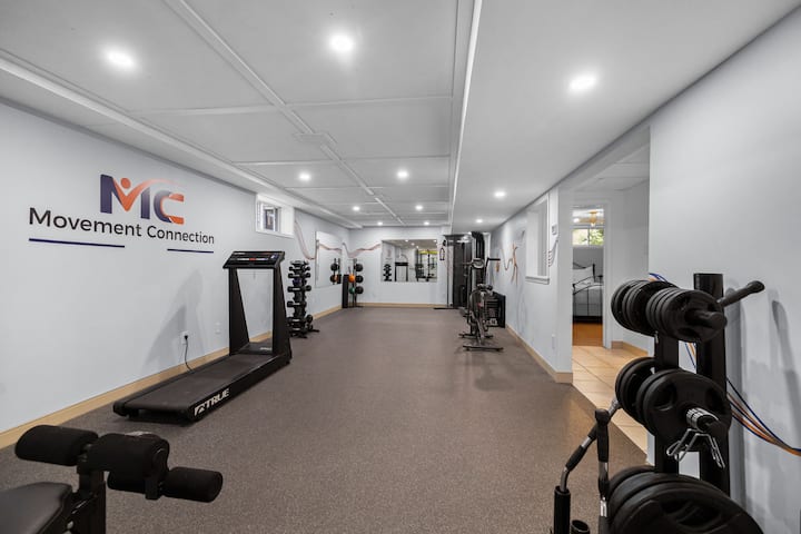 Executive Kanata 3 Bedroom With Hot Tub -