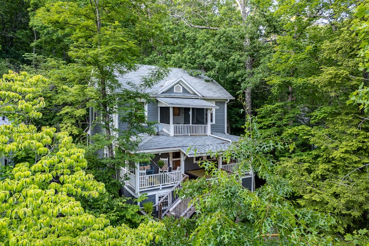 Near Black Mountain & Walk To Montreat Hiking! - Black Mountain, NC