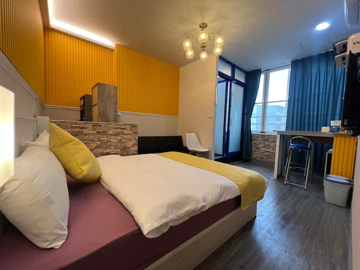 16021 步行遊台南重要的景點，距國立臺灣文學館、國華街550公尺，新天地1公里，停車場200公尺 - 永康區