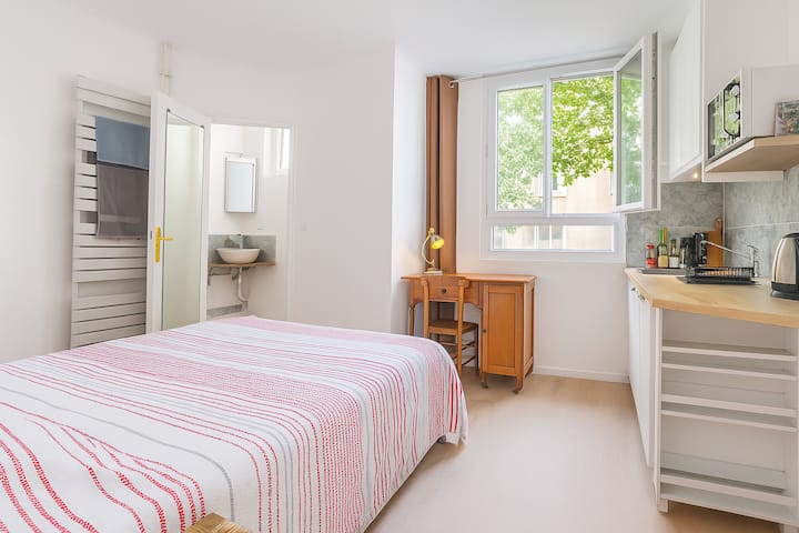 Studio Moderne Et Indépendant - Porte de Saint-Cloud