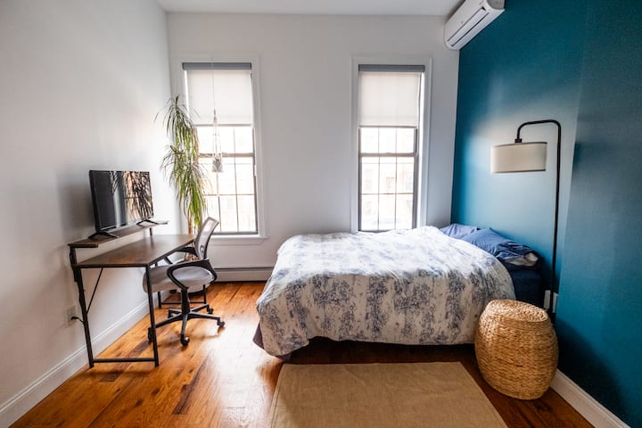 The Blue Room - Brooklyn, NY