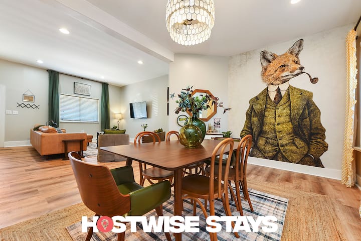 Foxy Home, Off-street Parking, New Remodel! - Pittsburgh, PA