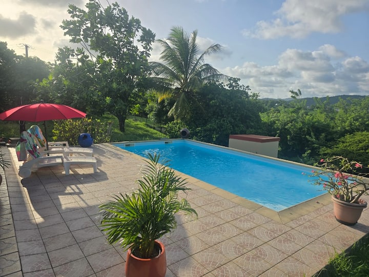 Jolimoun, Location Saisonnière Entre Terre Et Mer - Martinique