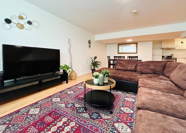 Cozy 1bdr Private Entrance Near Dt Free Parking - Brossard