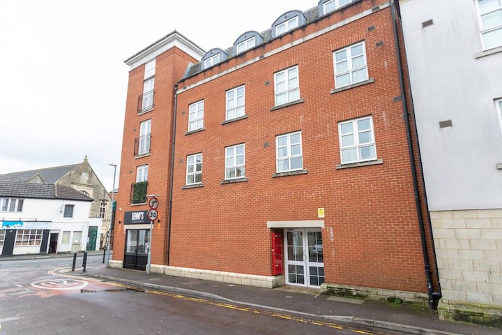 4br Old Town Swindon*2bedroom*sleeps5*long Stay - Swindon