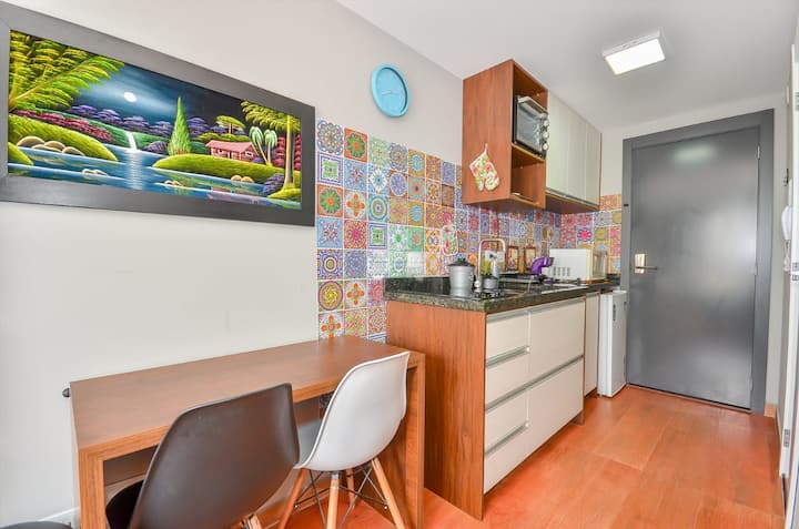 Studio Completo No Centro De Curitiba - Curitiba