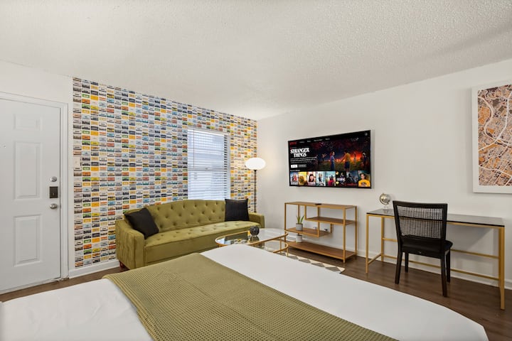 Cozy & Modern ~ Across From Acl Fest & F1 Ready - Westgate - Austin