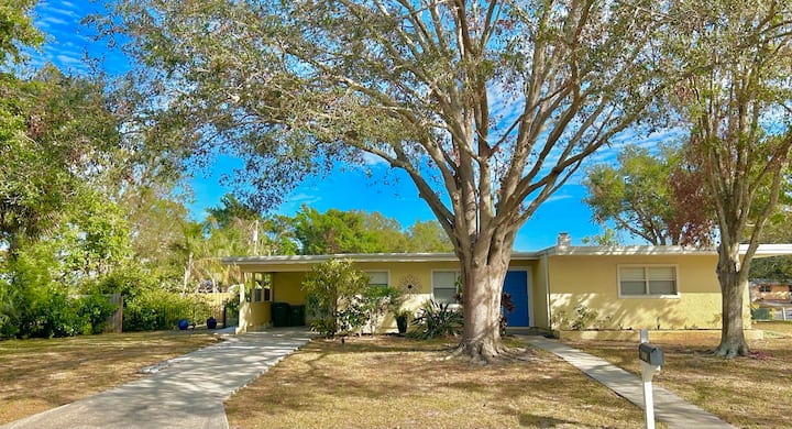 5 Star! Walk/bike Dtn ~ 5 Mi To Lido Beach Pets Ok - Sarasota, FL