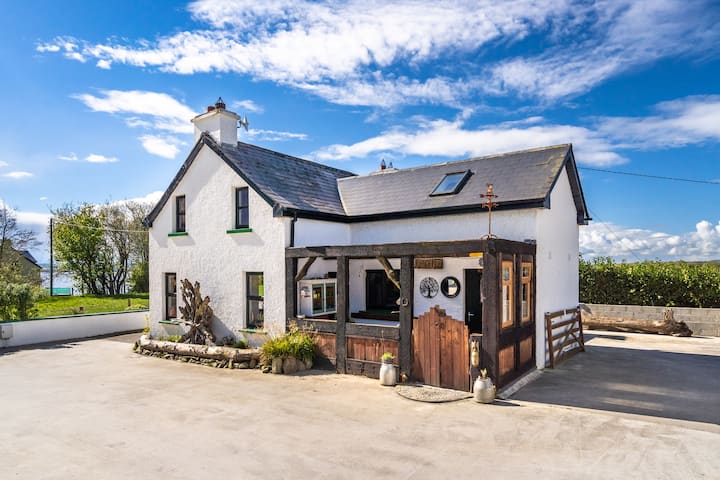 The Hideaway Muff - Shore House & 4 Hideaway Pods - County Donegal, Ireland