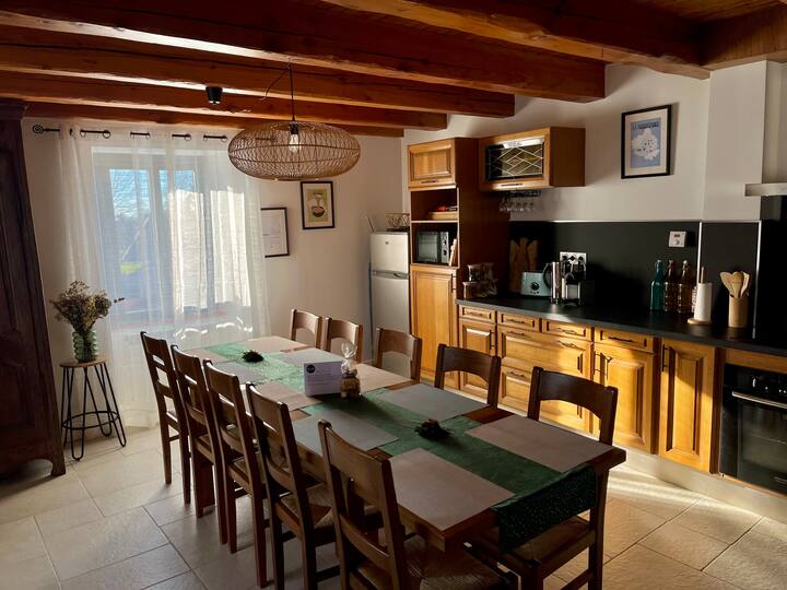 Grand Gîte En Aveyron, 10 Couchages - Naussac