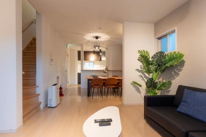 全新裝修現代化, 四房, 兩浴室三廁，地鐵徒步5分鐘，帶車庫 - Japan