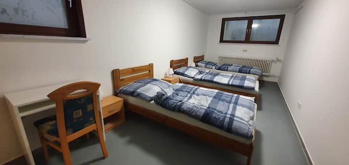 Zimmer Mit 3 Betten In Wiblingen - Ulm