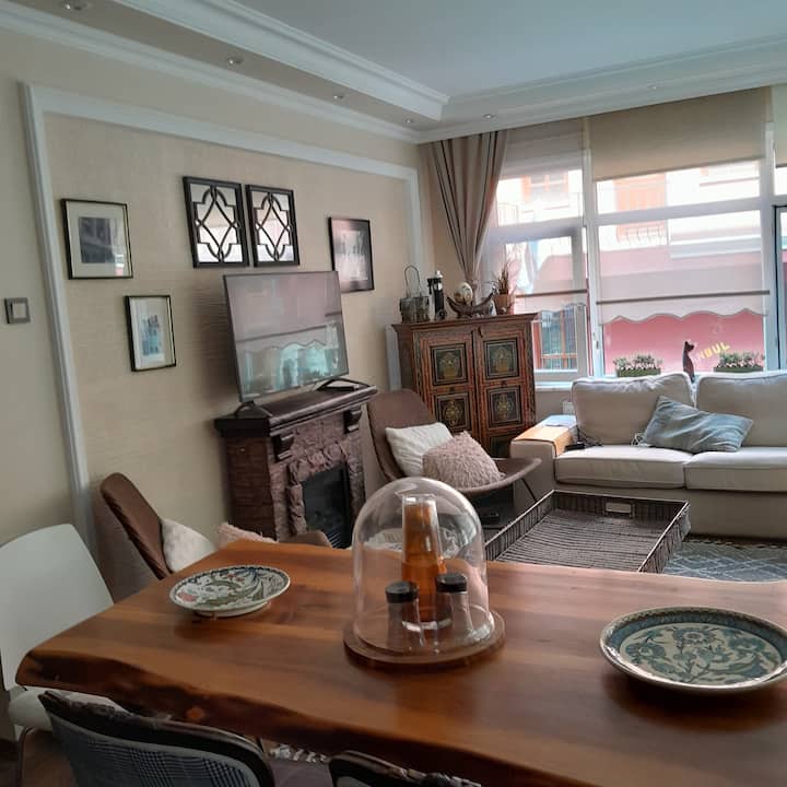 Boğaz Da Kuzguncuk Merkez Kiralık - Istanbul