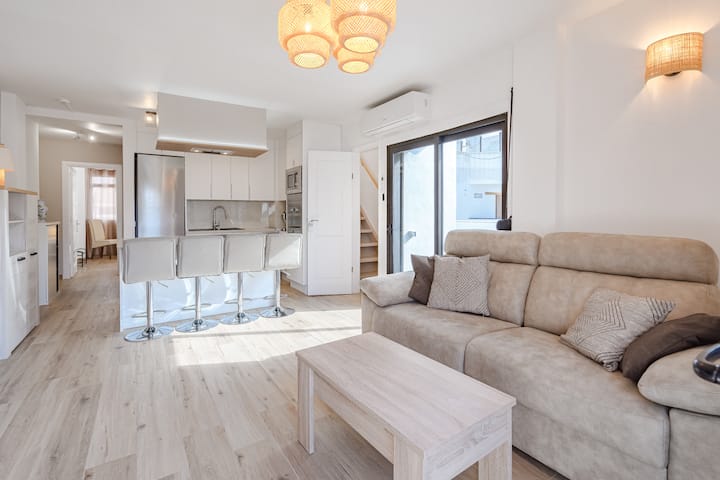 Exclusive Penthouse Front Ocean View Heated Pool - Los Cristianos