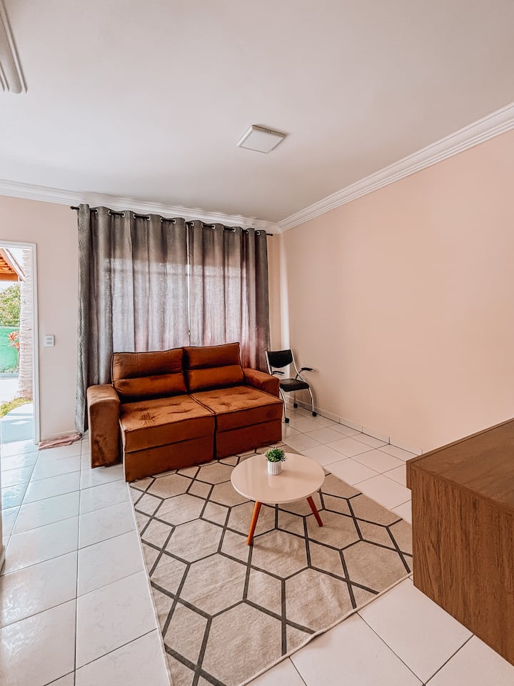 Espaçosa Casa Mobiliada Localização Privilegiada - Sorocaba